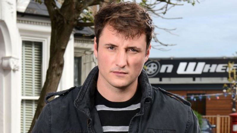 EastEnders' Martin Fowler returning to Albert Square - BBC News