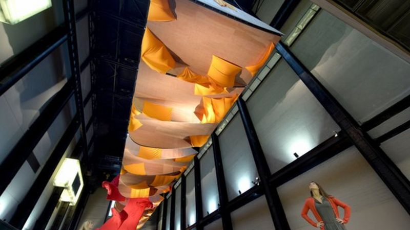 Tate Modern unveils latest Turbine Hall commission - BBC News