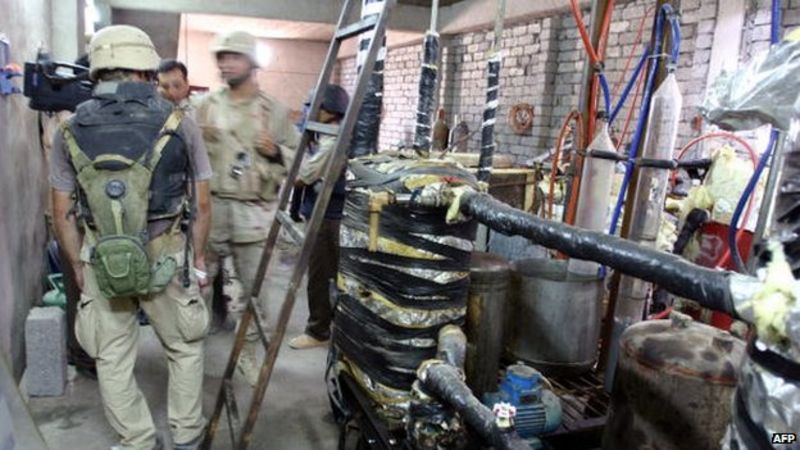 US 'hid Iraq chemical weapons incidents' - BBC News