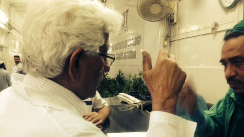 Pakistan's 'miracle' doctor inspired by NHS - BBC News