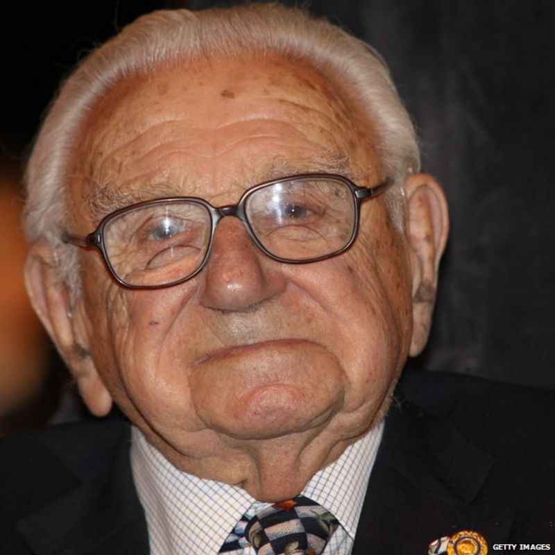 Obituary: Nicholas Winton - BBC News
