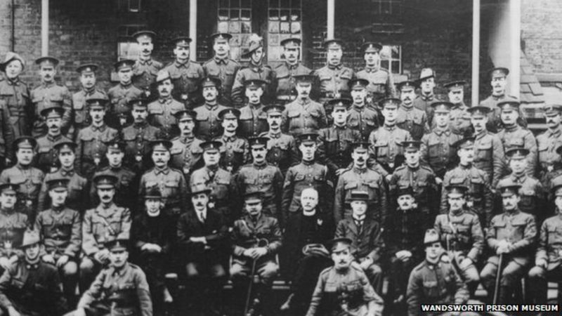 World War One: Wandsworth Prison's conscientious objectors - BBC News