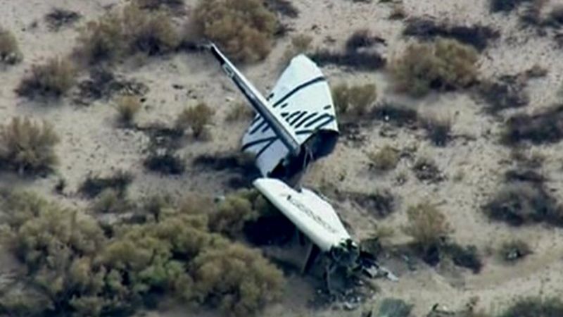 Virgin Galactic spacecraft crash kills pilot - BBC News