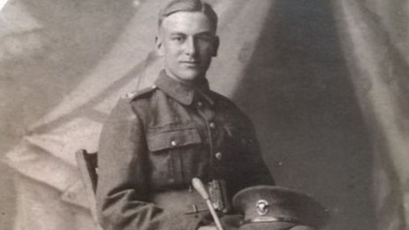 World War One: The story of the Welsh boy soldiers - BBC News