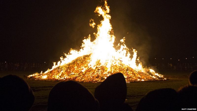 Your pictures: Bonfire Night - BBC News