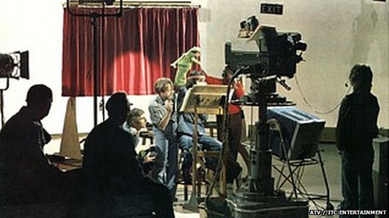 Elstree Studios celebrate 100 years of film - BBC News