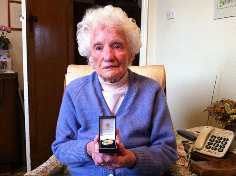 WW2: Winifred Roberts' Bletchley Park work cracking Enigma code - BBC News