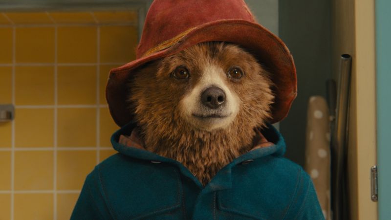Paddington gets bear hug from UK cinema audiences - BBC News