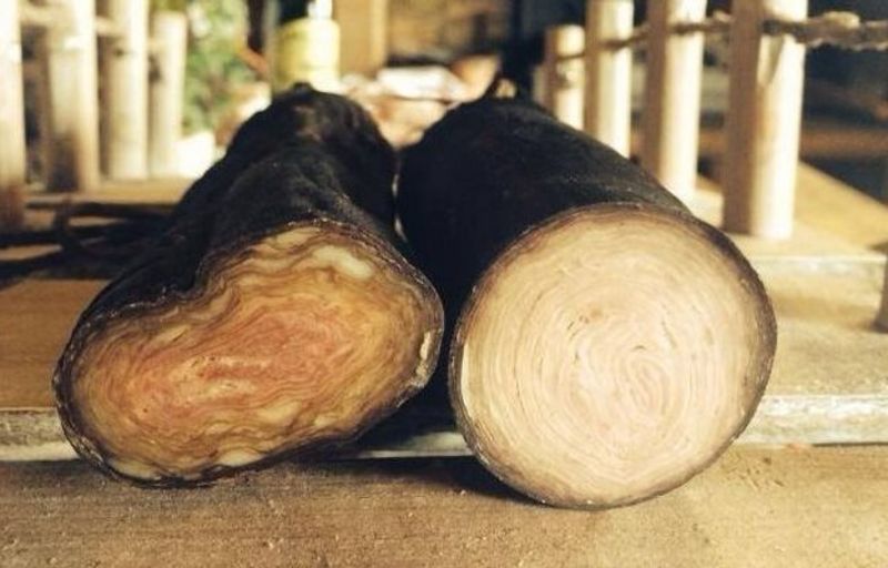 The French delicacy made of 25 layers of pig intestines - BBC News