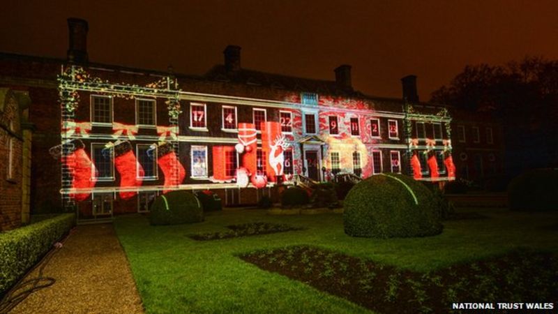 Wrexham's Erddig Hall lights up the night for festive season - BBC News