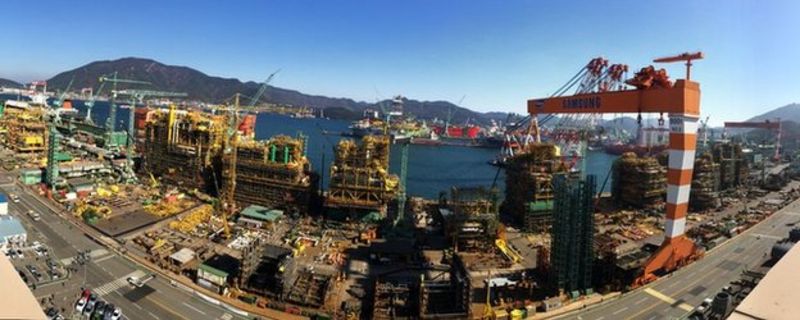 The largest vessel the world has ever seen - BBC News