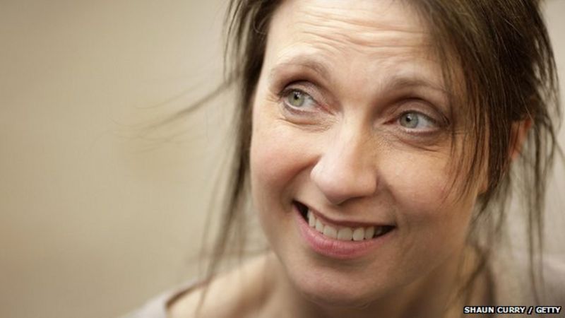 Debbie Purdy: Right-to-die campaigner dies - BBC News