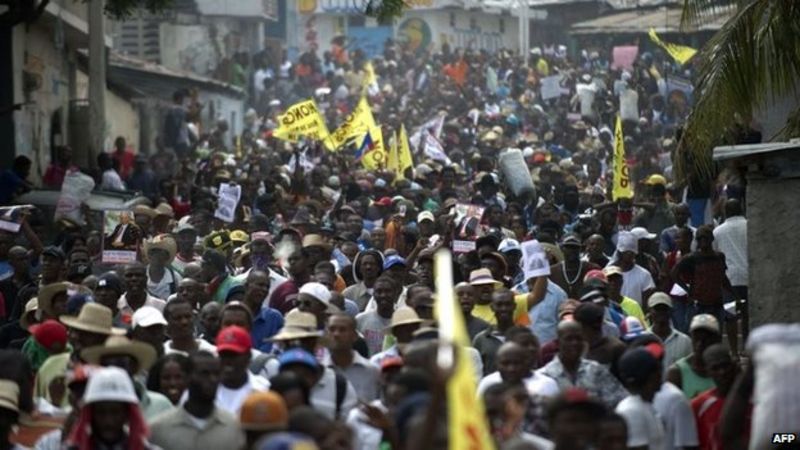 Haiti deal reached to avert crisis over delayed polls - BBC News