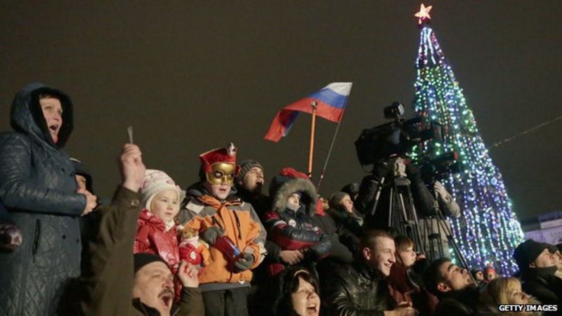 Ukraine conflict: Crimea hit by shortages - BBC News