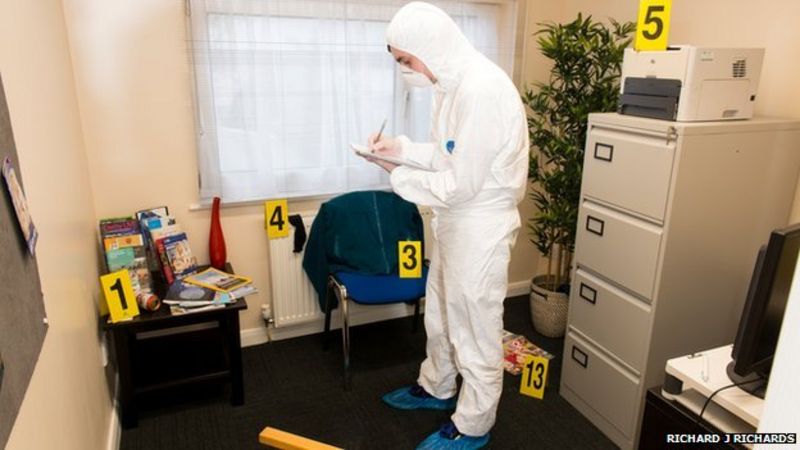 University opens forensic science crime scene house - BBC News