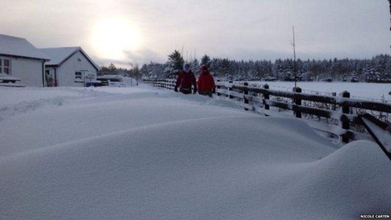 In pictures: Snowfall across Northern Ireland - BBC News