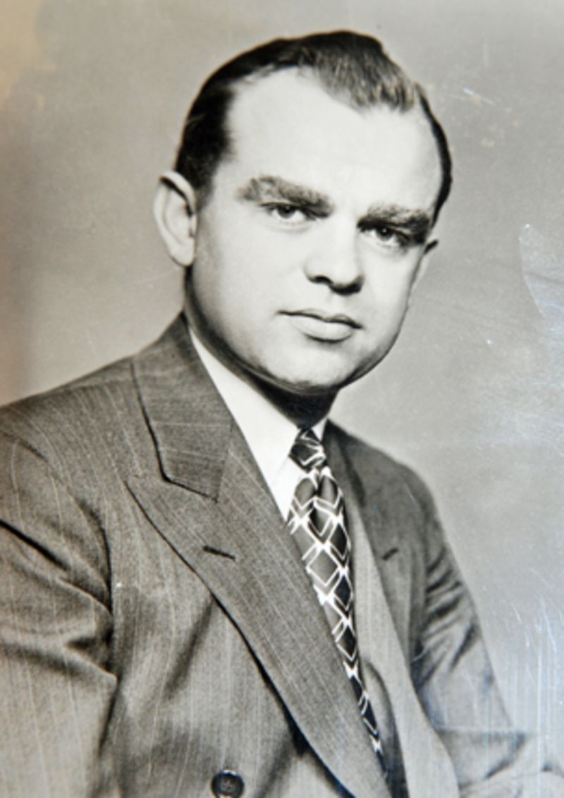 Does subliminal advertising actually work? - BBC News