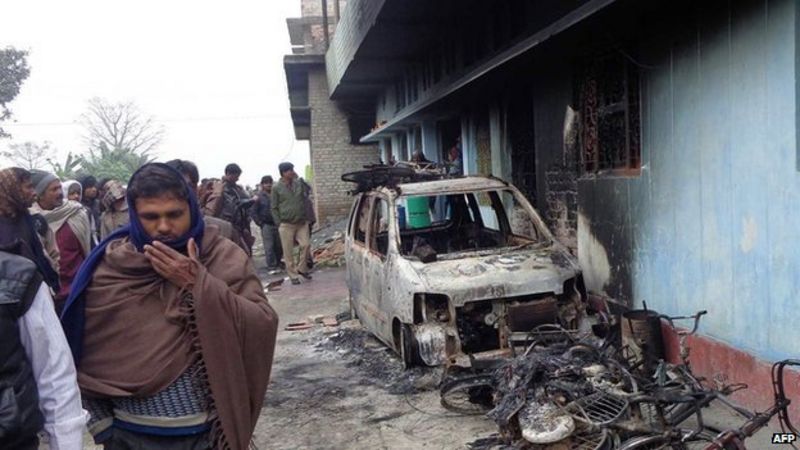 Indian media: Hindu widow 'saves 10 Muslims' from riots - BBC News