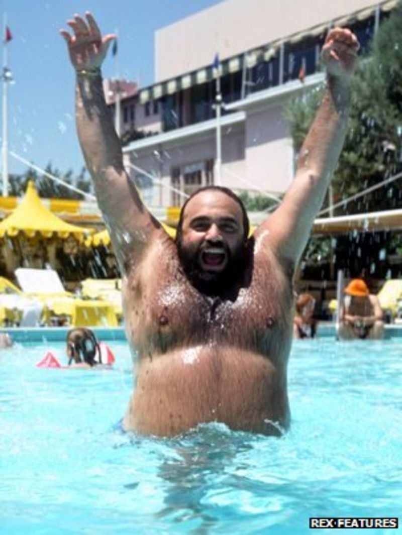 Demis Roussos: A colourful career - BBC News