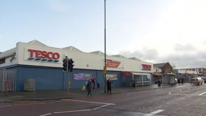 Tesco sells 50% stake in Lisnagelvin shopping centre, Derry - BBC News