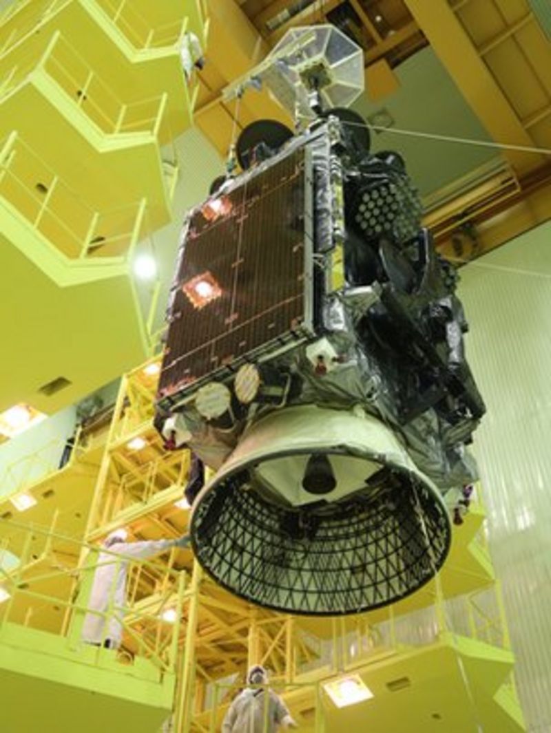 Inmarsat launches second Global Xpress satellite - BBC News
