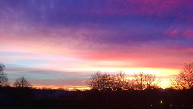 Your pictures of Saturday's sunset in Scotland - BBC News