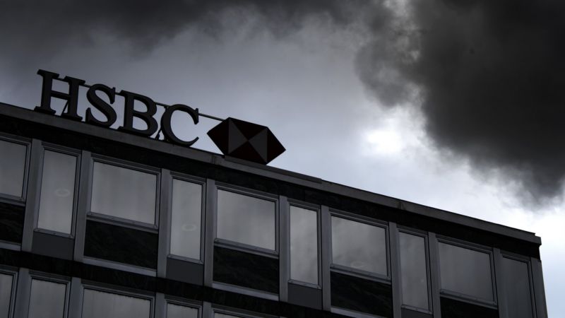 HSBC bank 'helped clients dodge millions in tax' - BBC News