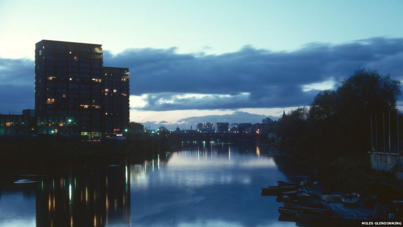 Archive to record every tower block - BBC News