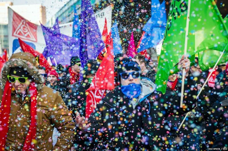 Day in pictures: 13 February 2015 - BBC News