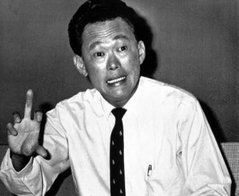 Lee Kuan Yew: Life in pictures - BBC News