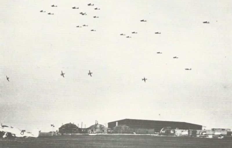 East Anglia's World War Two airfield photos uncovered - BBC News