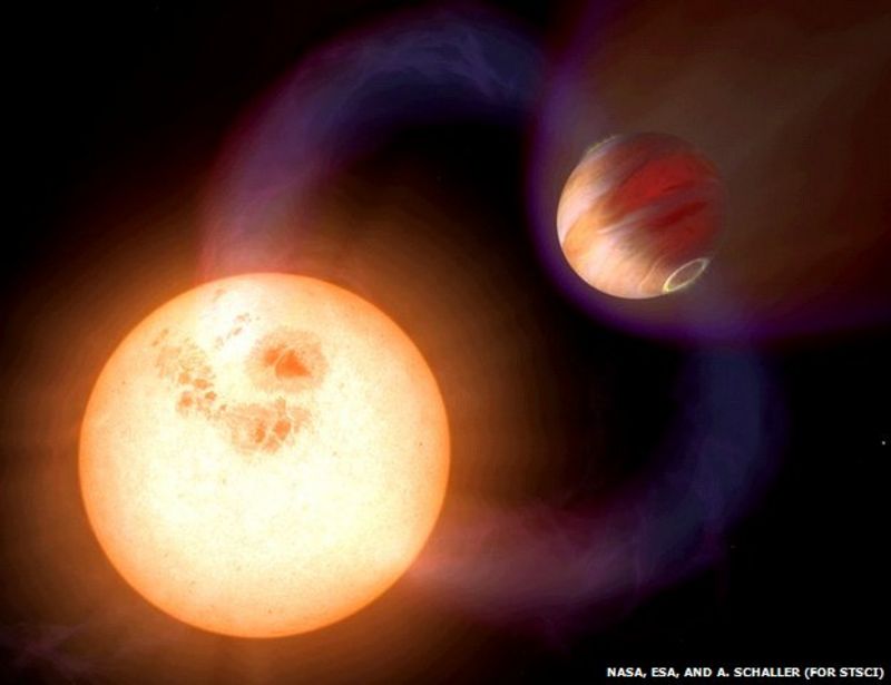 Lucky Earth survived cosmic pinball - BBC News