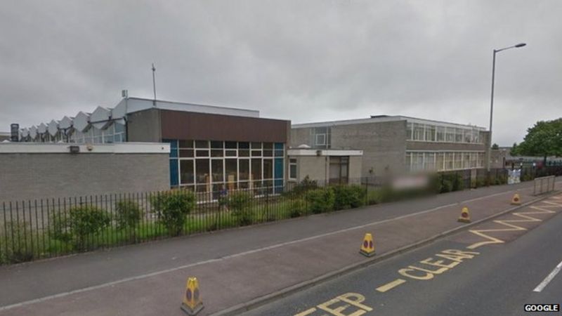 Funding of £21m for Scottish primary schools - BBC News