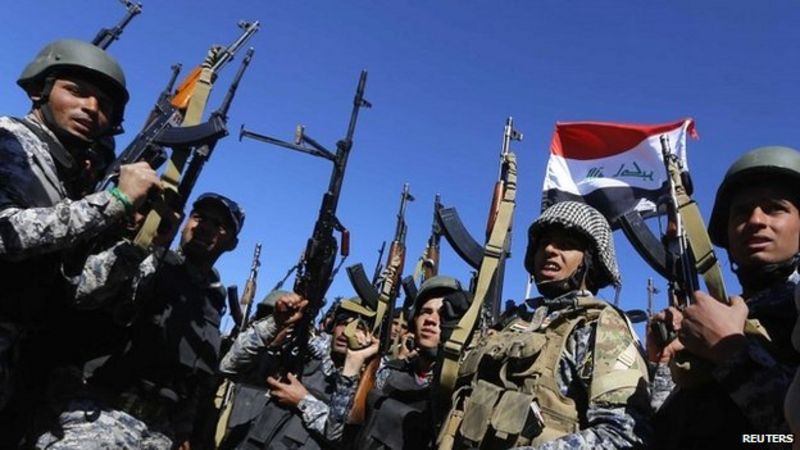 Islamic State crisis: Iraqi army drives IS from key town - BBC News