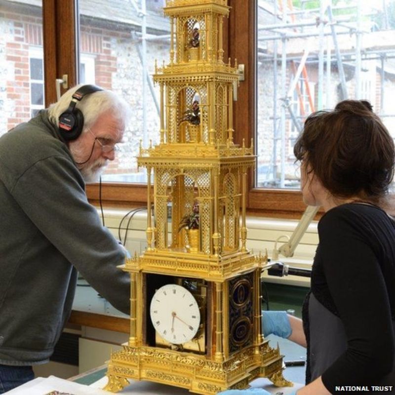 Anglesey Abbey pagoda clock in 'ground-breaking' restoration - BBC News