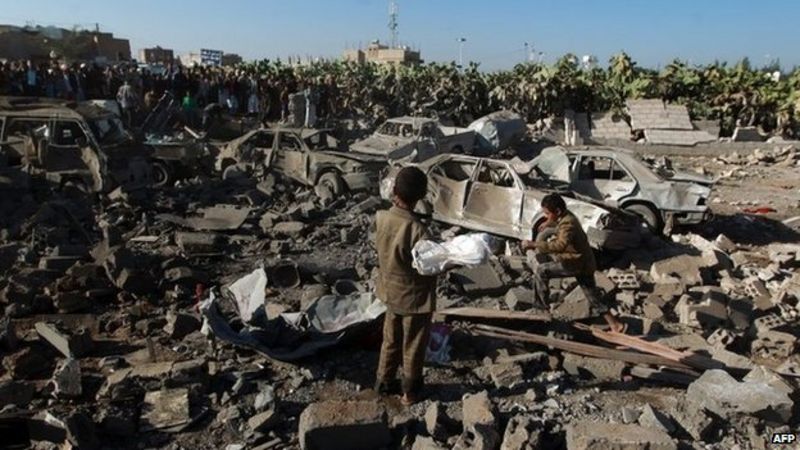 Saudi Arabia launches air strikes in Yemen - BBC News