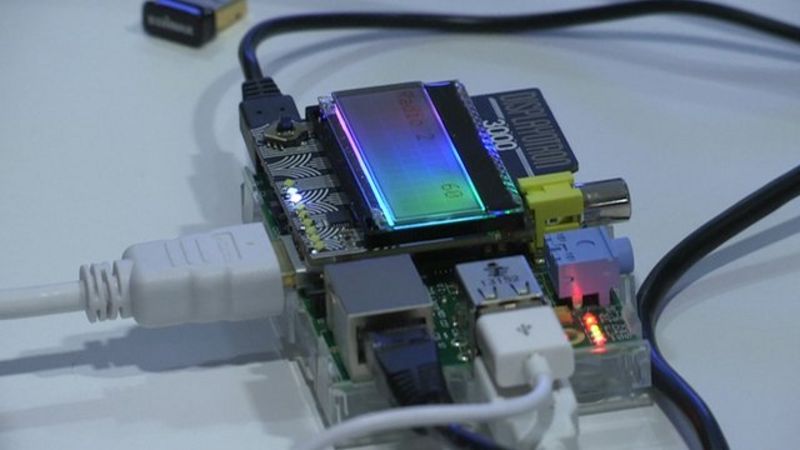 Funds sought for tiny £6 computer - BBC News