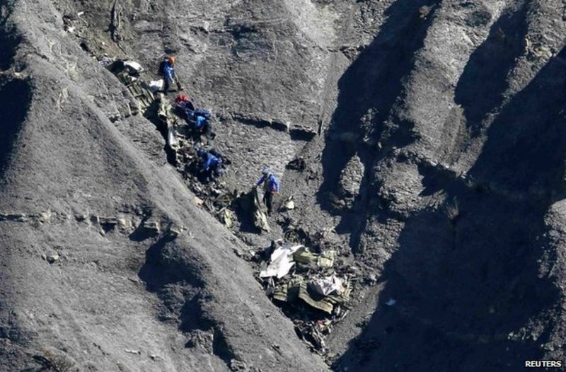 Germanwings crash: Co-pilot Lubitz 'hid illness' - BBC News
