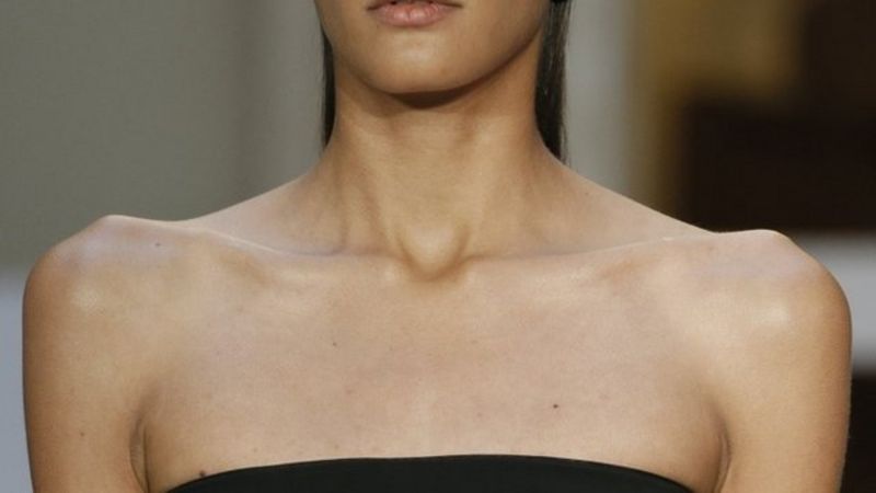 France bans extremely thin models - BBC News
