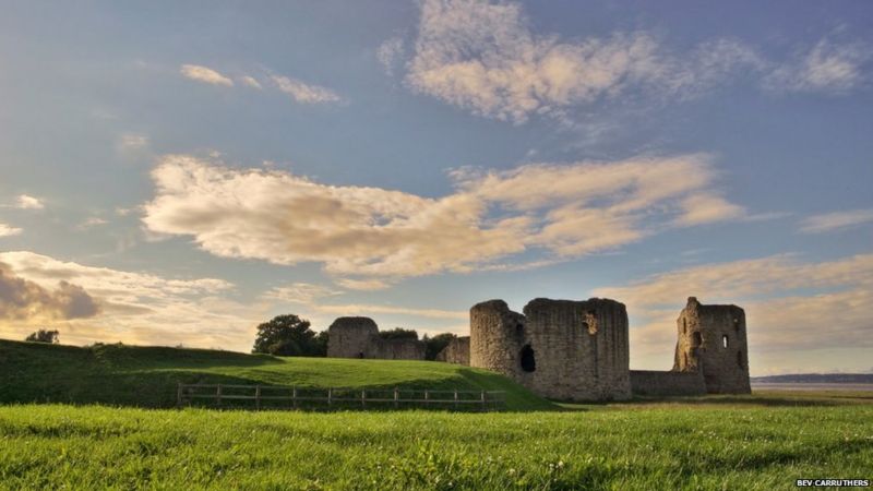 Lluniau: Cestyll Cymru // Photos: Castles of Wales - BBC Cymru Fyw