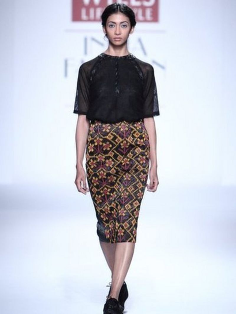 Indian designers reinterpret traditional textile art - BBC News