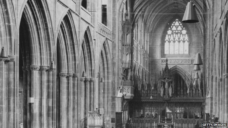 Scale model of Chester Cathedral to be made in Lego - BBC News