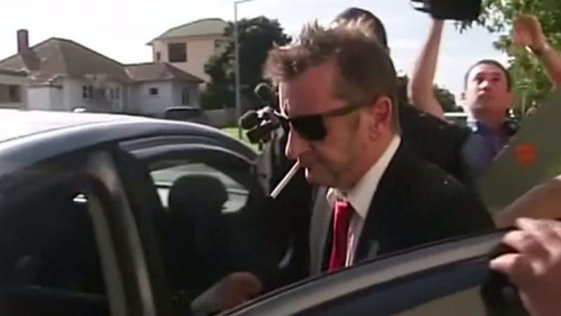 Phil Rudd, AC/DC drummer, sentenced to house detention - BBC News