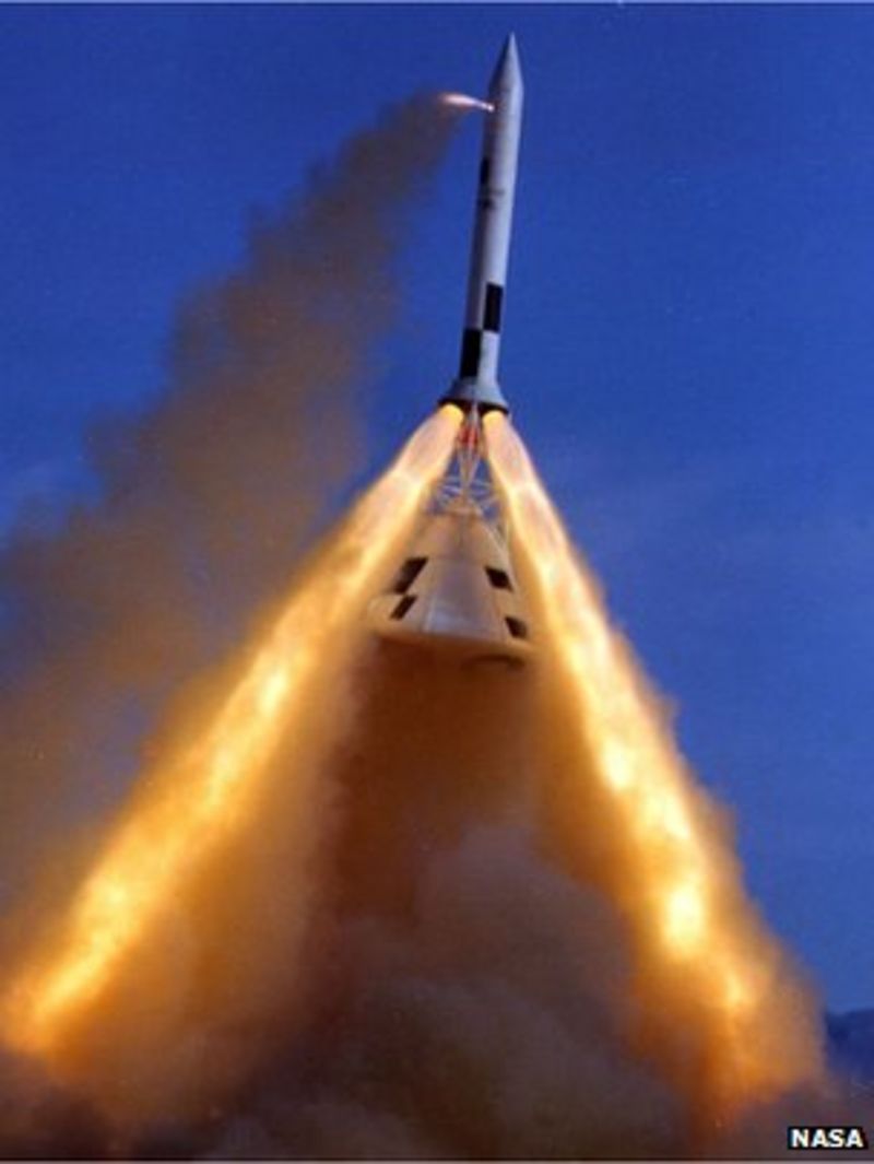 SpaceX tests launch abort system - BBC News