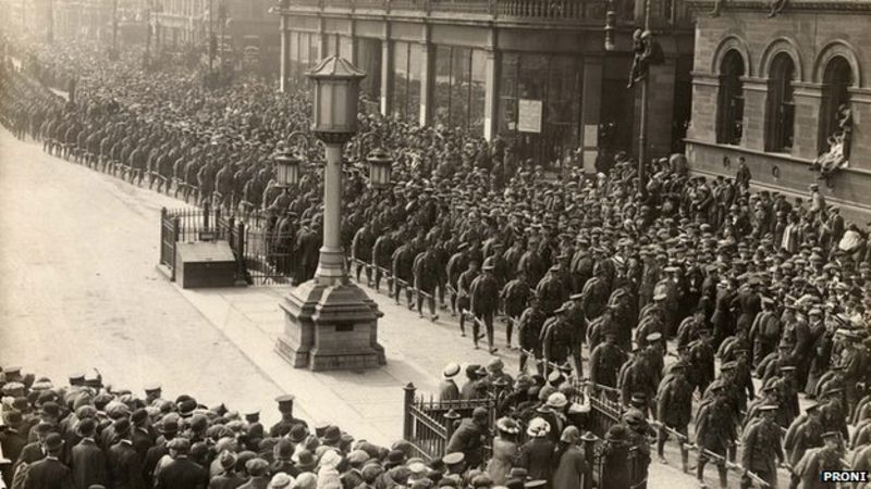 Belfast parade for 100 years since WW1 march - BBC News