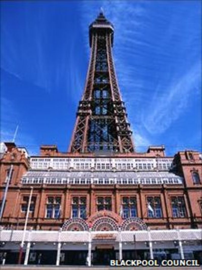 Blackpool Tower top closed until summer for £5m revamp - BBC News