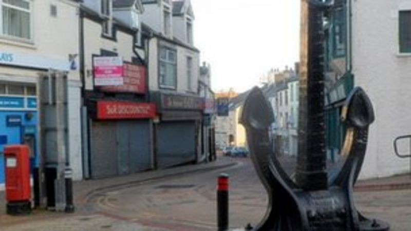 Holyhead views sought to help regenerate town - BBC News