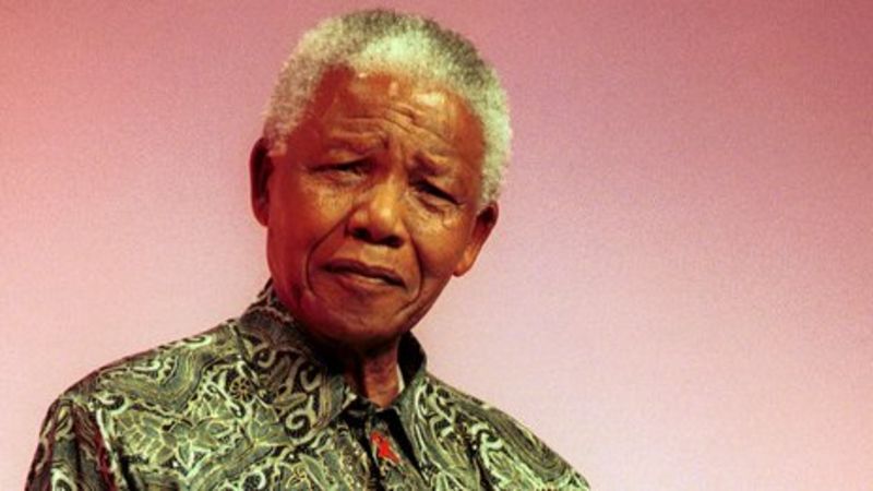 'Born free' but young still struggle in South Africa - BBC News