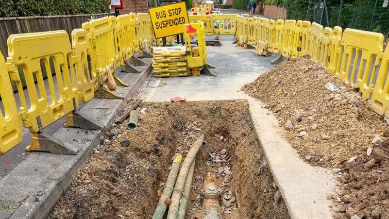 Surrey: County Council sets up task force to cut roadworks impact - BBC ...