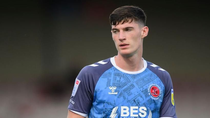 Harvey Macadam: Midfielder joins Morecambe from Fleetwood - BBC Sport